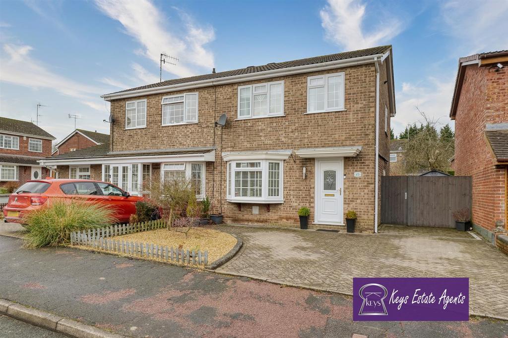 Gosforth Grove, Meir Park 3 bed semi-detached house - £205,000