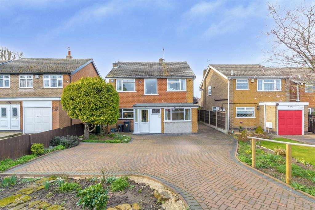 Oxclose Lane, Arnold 5 bed detached house - £295,000