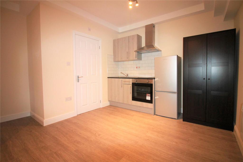 Costons Lane, Greenford, UB6 Studio - £1,250 pcm (£288 pw)