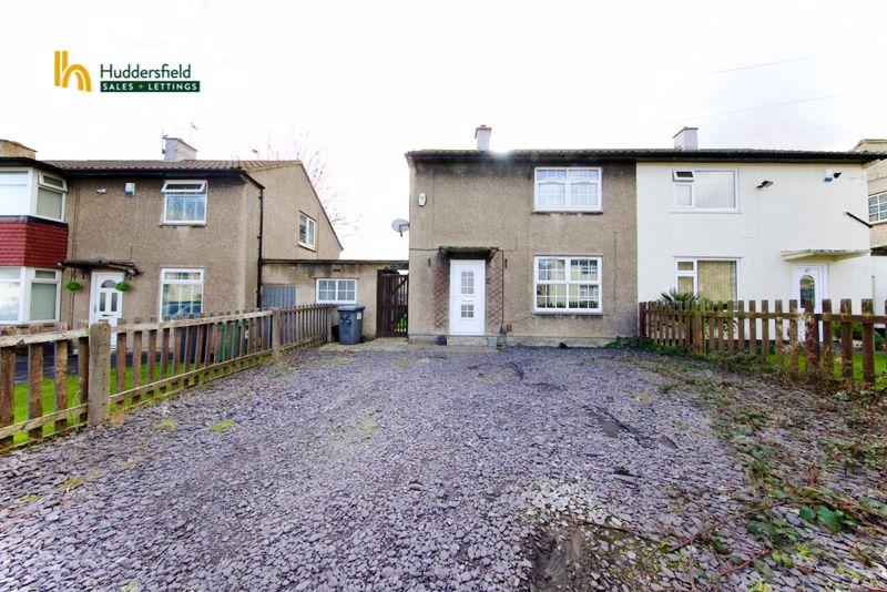 Tolson Crescent, Huddersfield 2 bed semi-detached house - £140,000