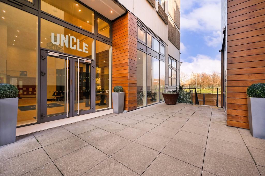 UNCLE Stockwell, 60 Courland Grove, SW8 Studio - £1,222 pcm (£282 pw)