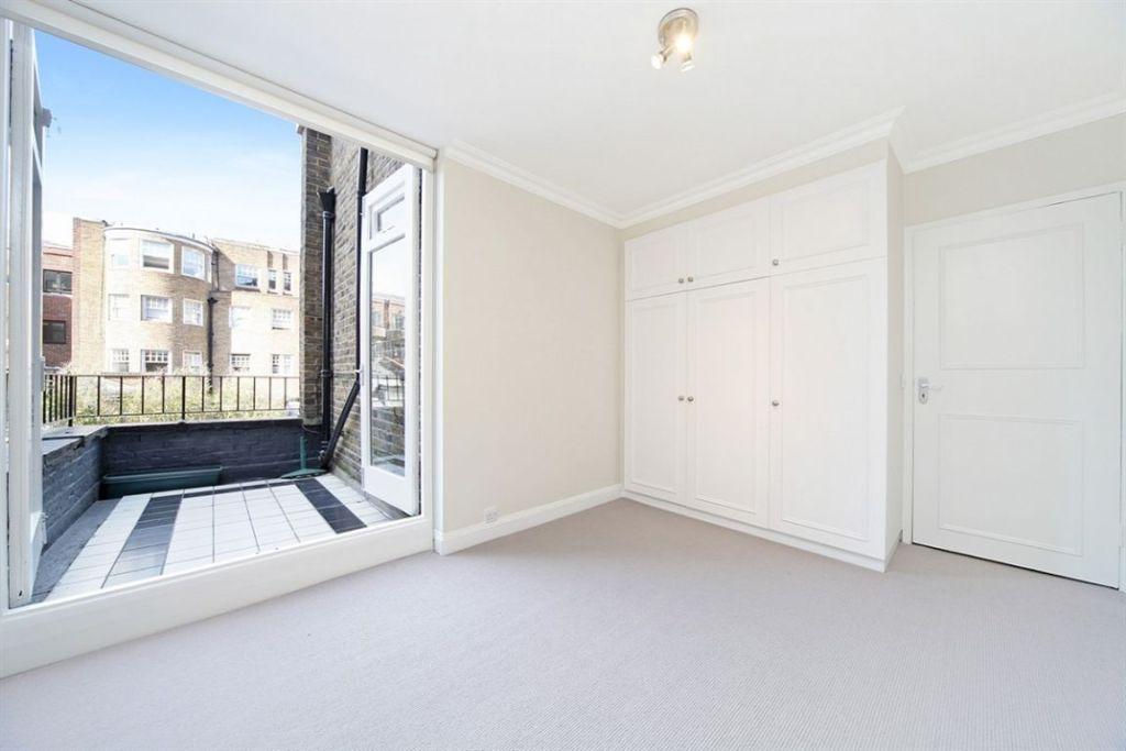 Wilbraham Place, Chelsea SW1X 9AE 1 bed apartment - £2,250 pcm (£519 pw)