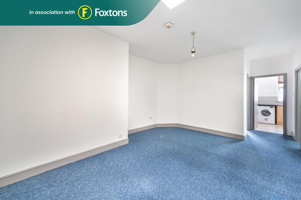 Flat 2, 312-314 Neasden Lane, London... 2 bed flat - £270,000