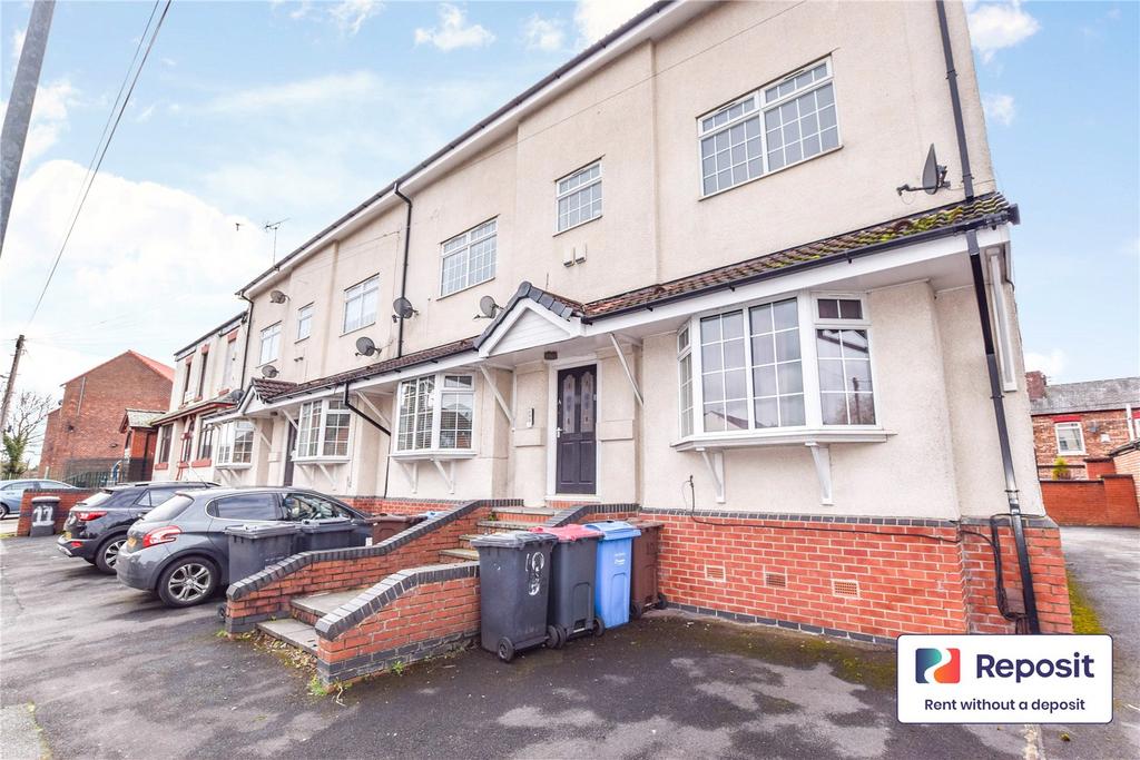 Eldon Place, Eccles, Manchester, M30 2 bed flat - £800 pcm (£185 pw)