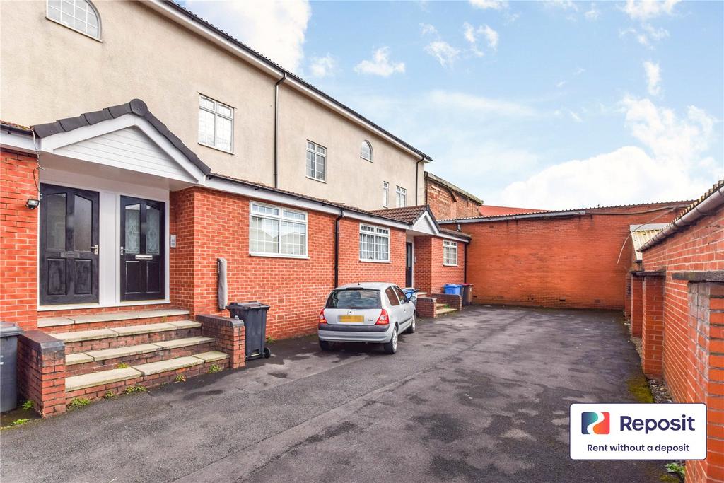 Eldon Place, Eccles, Manchester, M30 2 bed flat - £800 pcm (£185 pw)