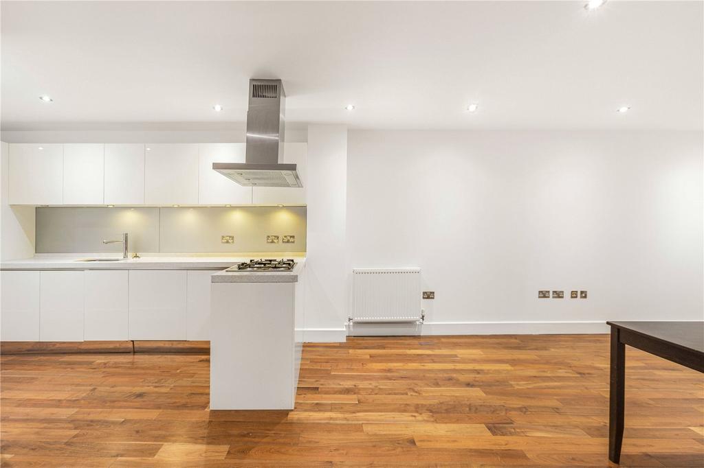 Nelson Street, London, E1 2 bed apartment - £575,000