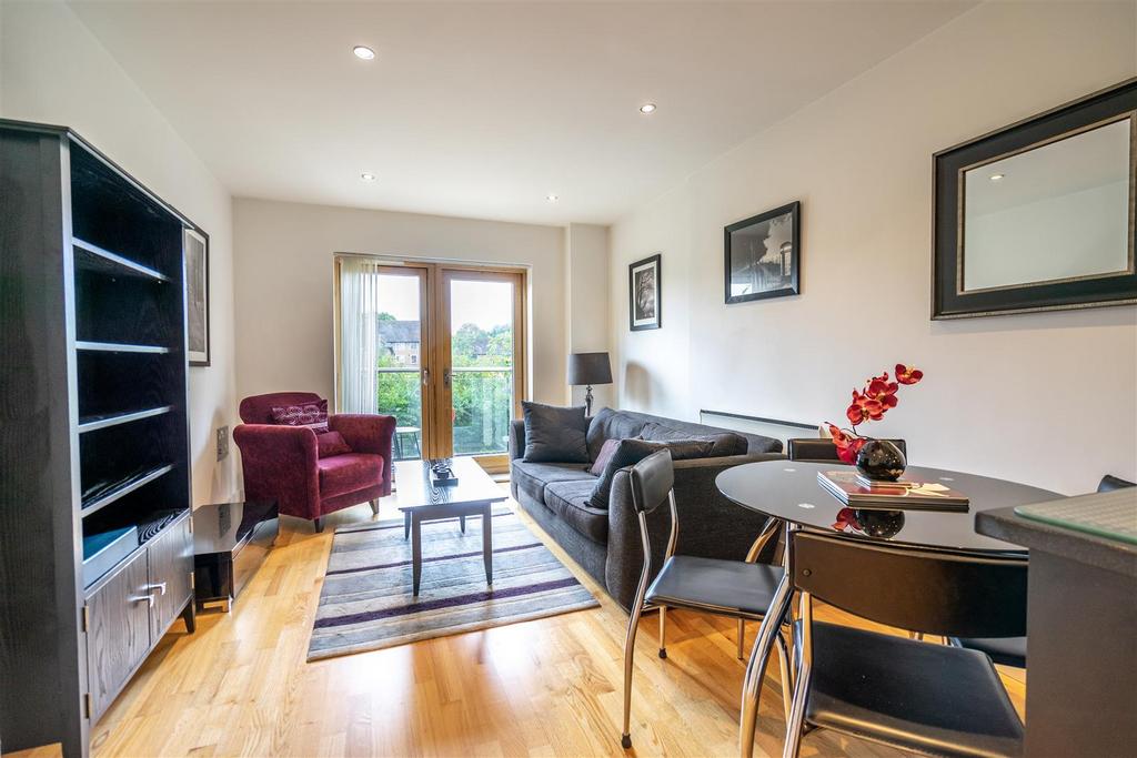 Adventurers Court, Hungate, York 1 bed apartment - £895 pcm (£207 pw)