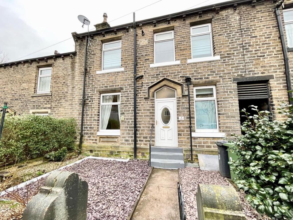 Armitage Road, Milnsbridge, Huddersfield 2 bed terraced house - £125,000