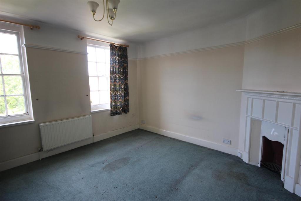Perryn House, Bromyard Avenue, London 3 bed flat - £449,950