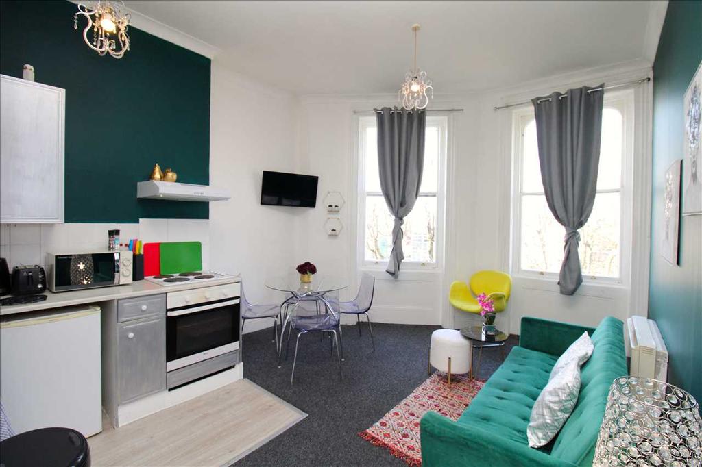 Denmark Terrace, Brighton 1 bed apartment - £1,400 pcm (£323 pw)