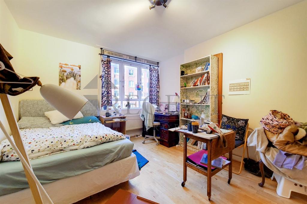 Medway Court, Judd Street, WC1H Studio - £1,550 pcm (£358 pw)