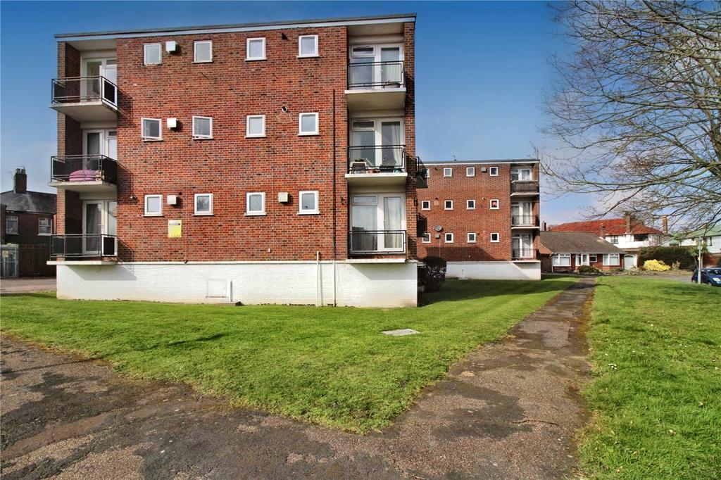 Cricket Ground Road, Norwich... Studio - £80,000