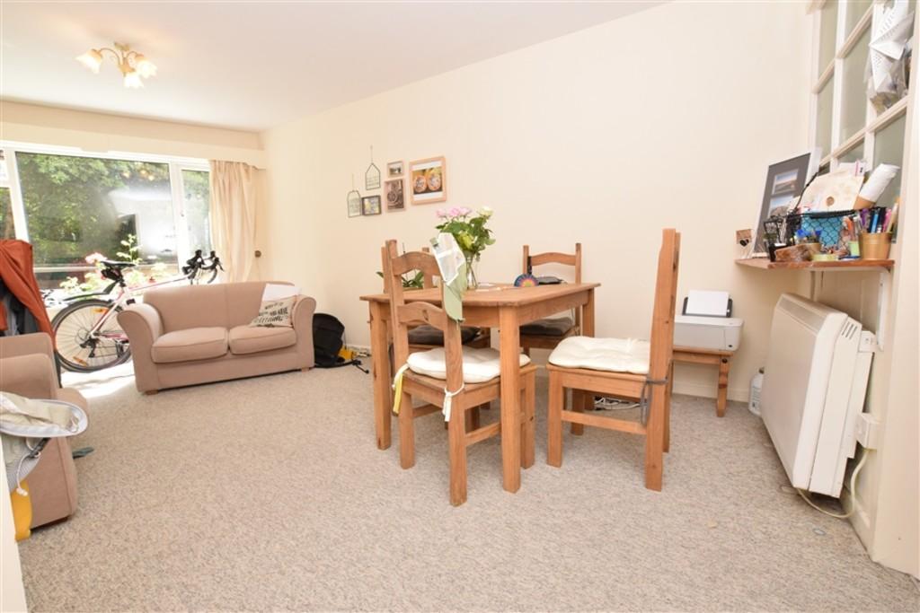 Exbourne Manor, 37 Christchurch Road... 1 bed ground floor flat - £179,950
