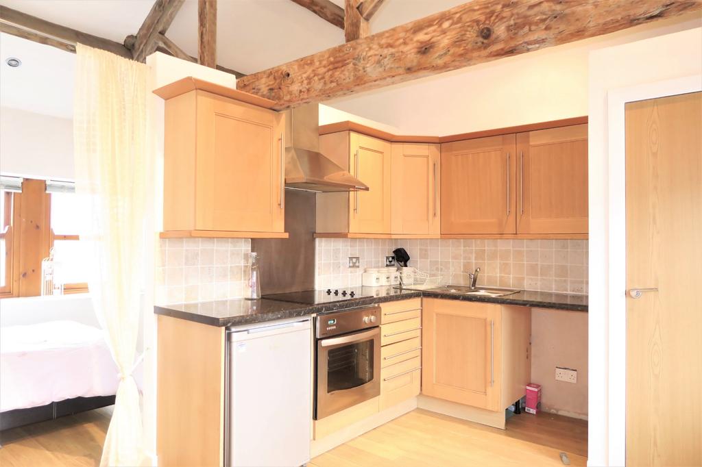 Wesley Croft, Morley, LS27 1 bed flat - £80,000