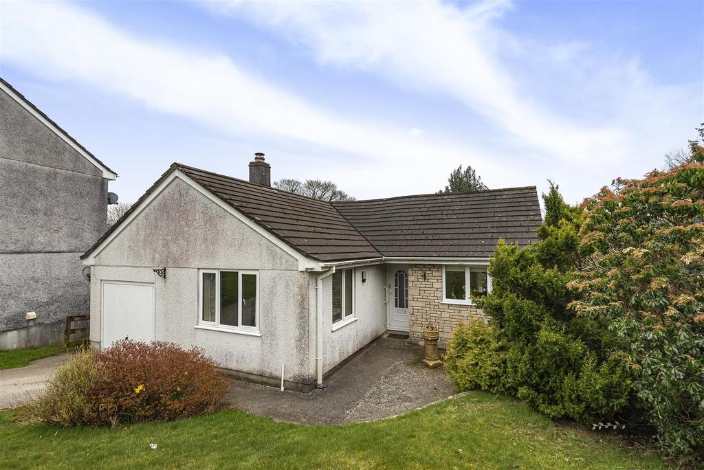 Polyphant, Launceston 2 bed bungalow - £295,000