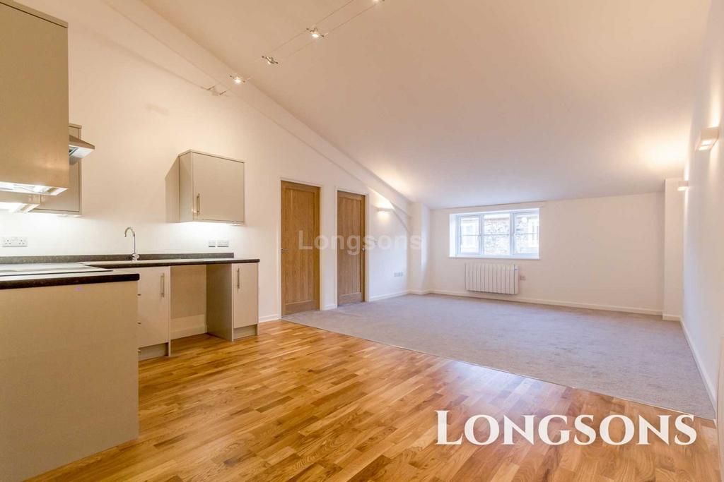 Byerley House, Whitsands Road 2 bed apartment - £775 pcm (£179 pw)
