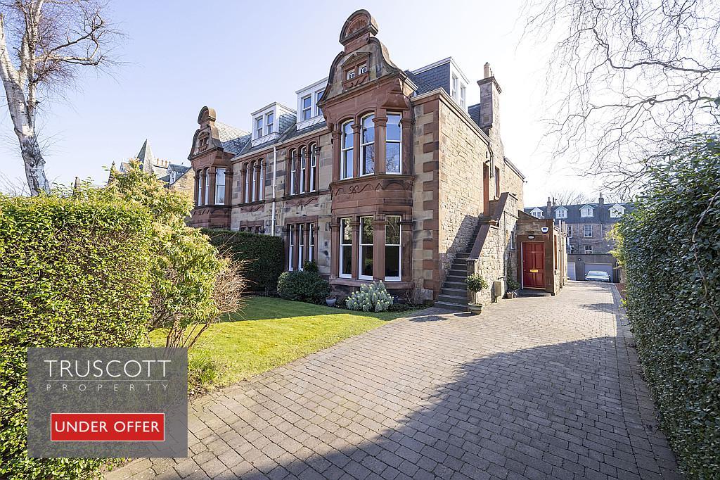 81 Colinton Road, Merchiston... 3 bed flat - £725,000