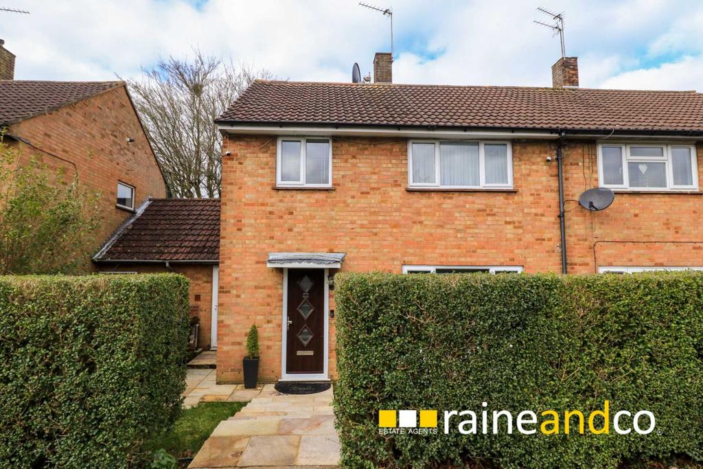 Redhall Drive, Hatfield 3 bed semi-detached house - £450,000