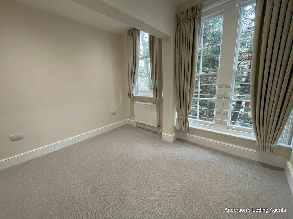 Stoneygate 1 bed flat - £700 pcm (£162 pw)