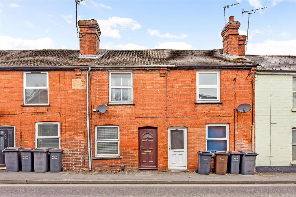 New Street Andover 1 Bed Terraced House £185 000