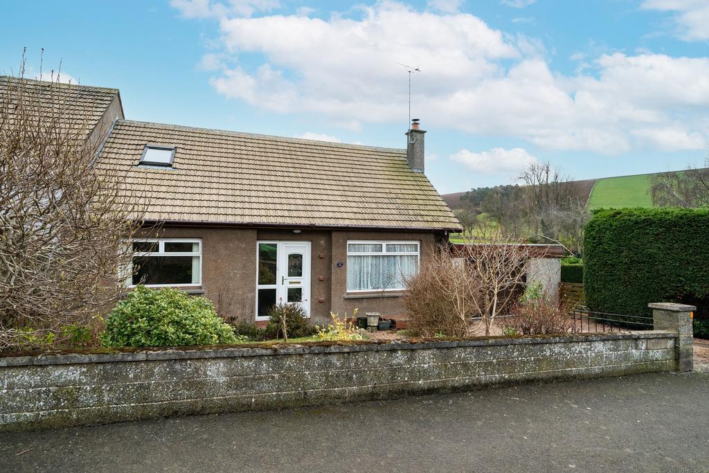 Sandylands Road, Cupar, KY15 2 bed bungalow - £198,000