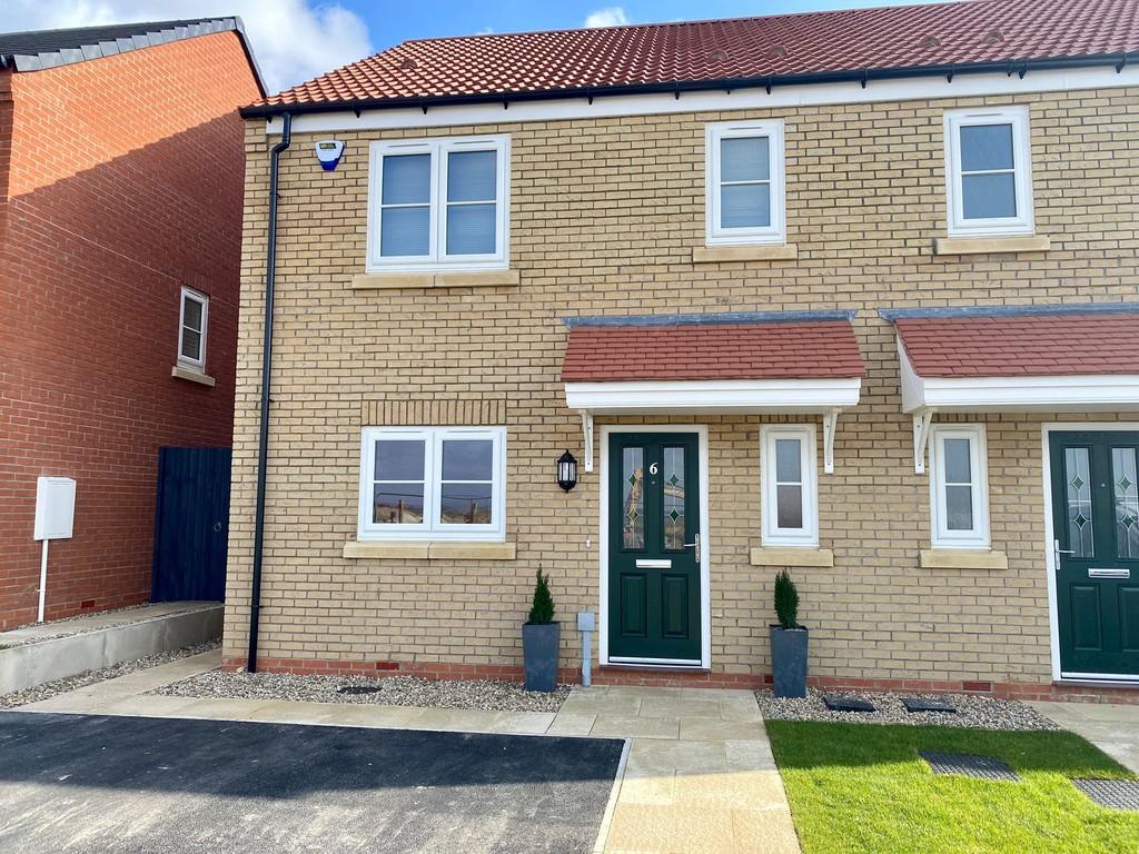 Cornelian Fields, Middle Deepdale, Scarborough 3 bed semi-detached ...