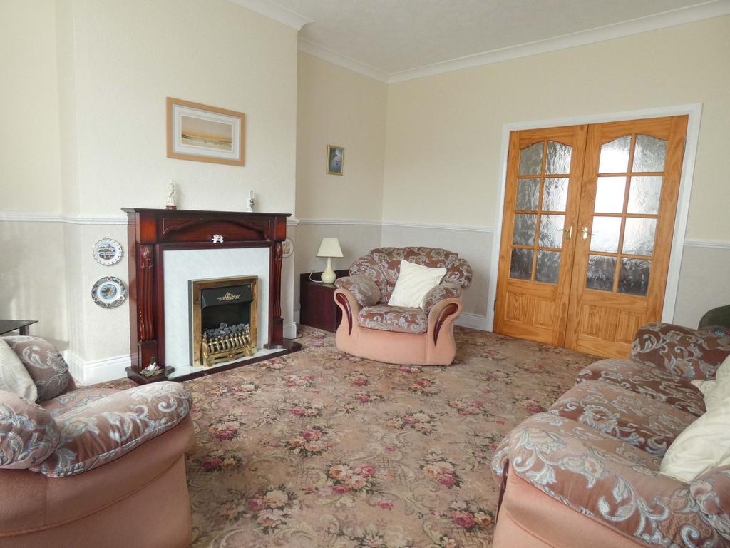 Selbourne Terrace, Cambois, Blyth... 3 bed terraced house - £75,000