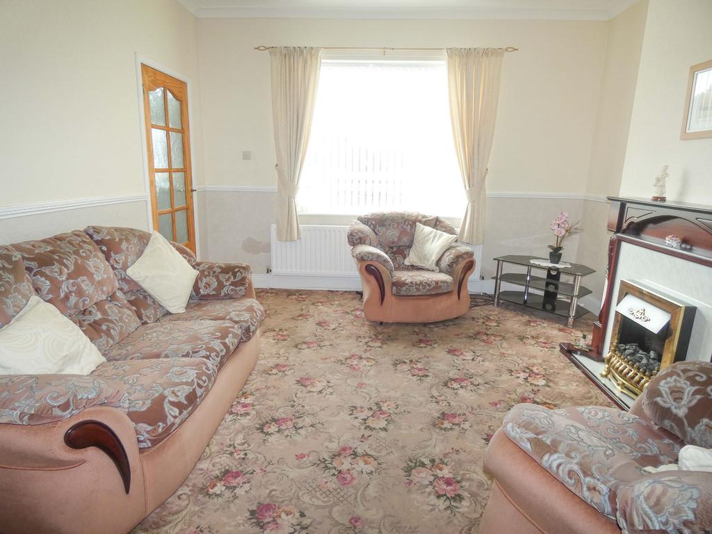 Selbourne Terrace, Cambois, Blyth... 3 bed terraced house - £75,000