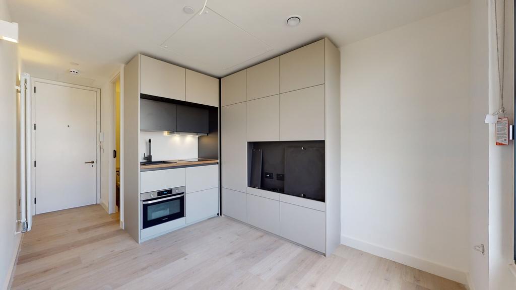 George Street Studio - £600 pcm (£138 pw)