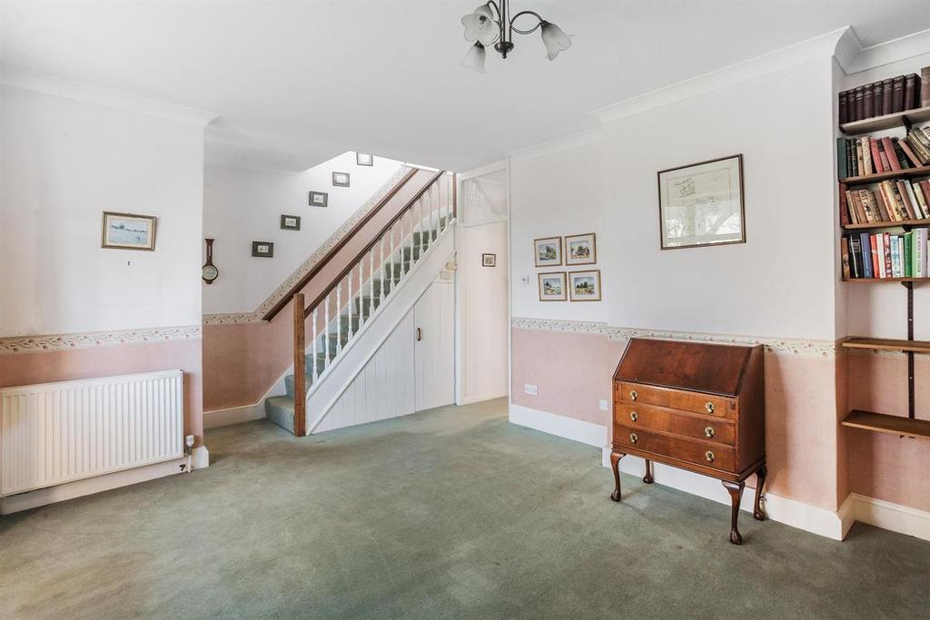 Oak Cottage, Fairmead Road, Marlpit... 3 bed detached house - £780,000