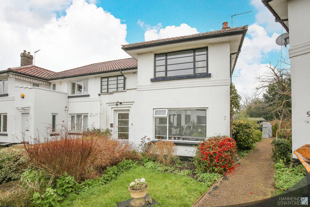 Bracondale Court, Norwich 2 bed ground floor flat - £300,000