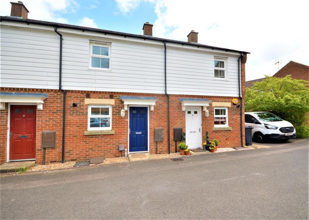 Chater Close Singleton 2 Bed Terraced House £950 Pcm £219 Pw