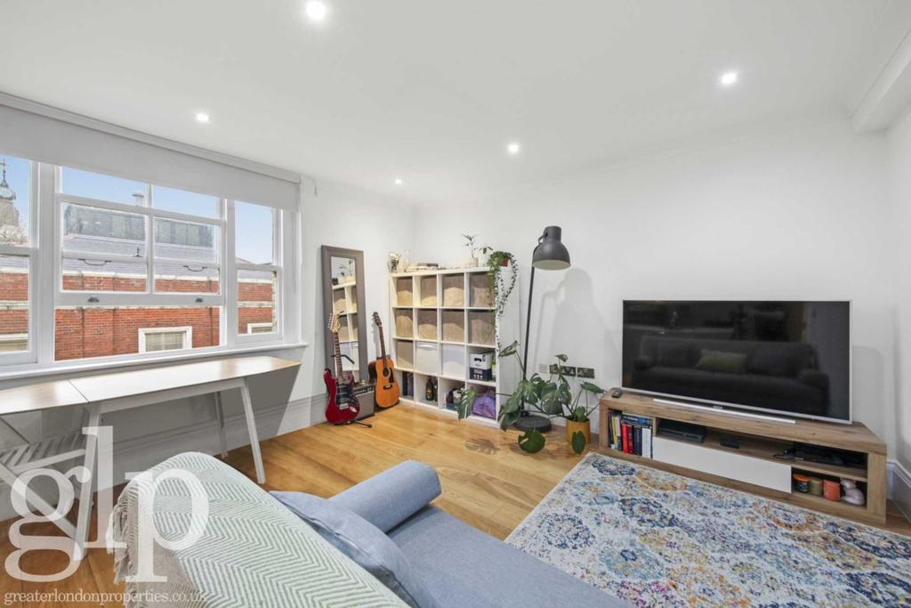 Rupert Street, London, W1D 1 bed flat - £600,000