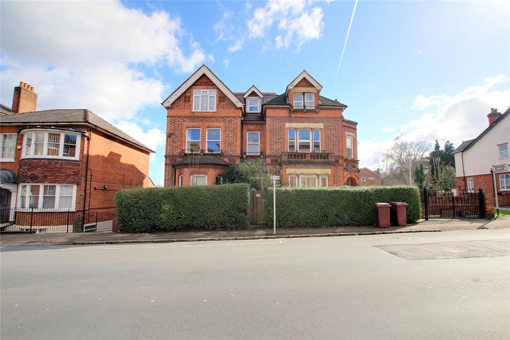 Russell Street, Reading, Berkshire, RG1 1 bed maisonette - £210,000