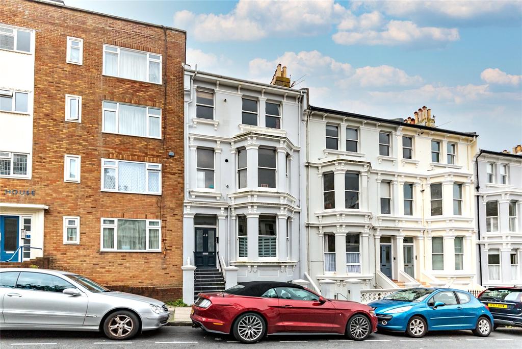 Eaton Place, Brighton, BN2 1 bed flat - £325,000