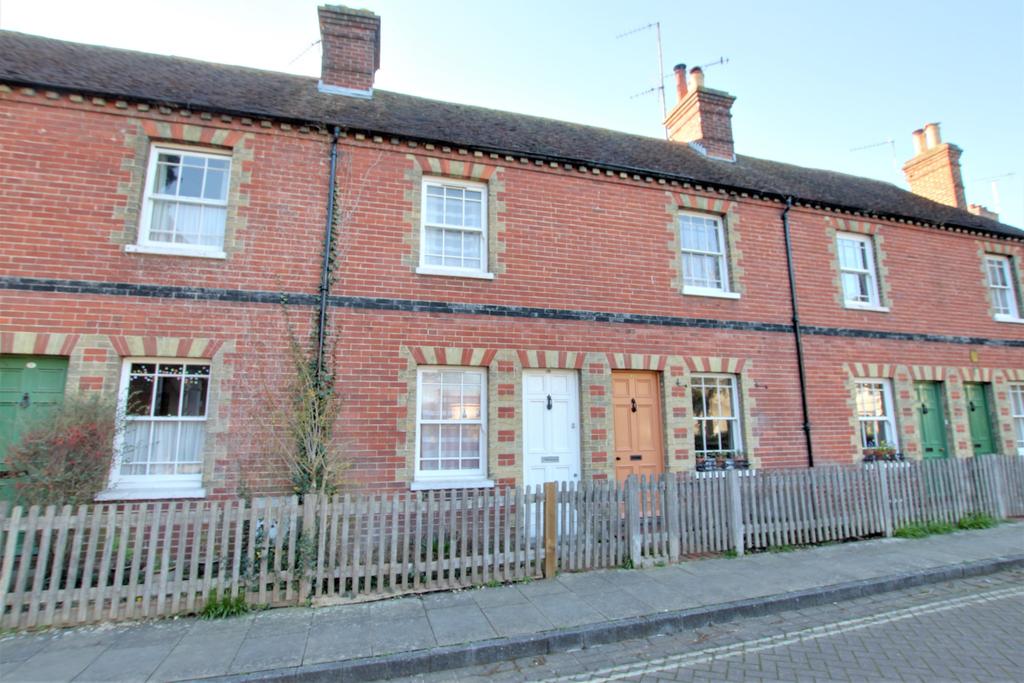 Homewell, Havant 2 bed cottage - £249,950