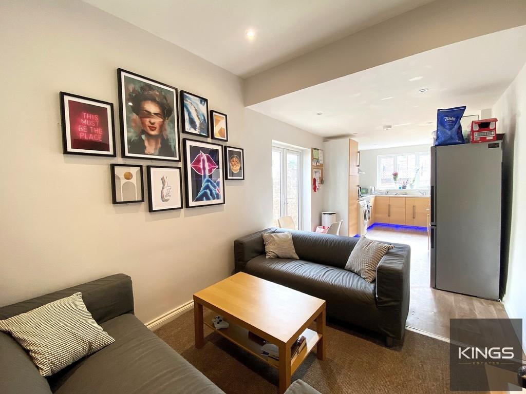 Wheatstone Road Southsea 7 Bed Terraced House £3 325 Pcm £767 Pw