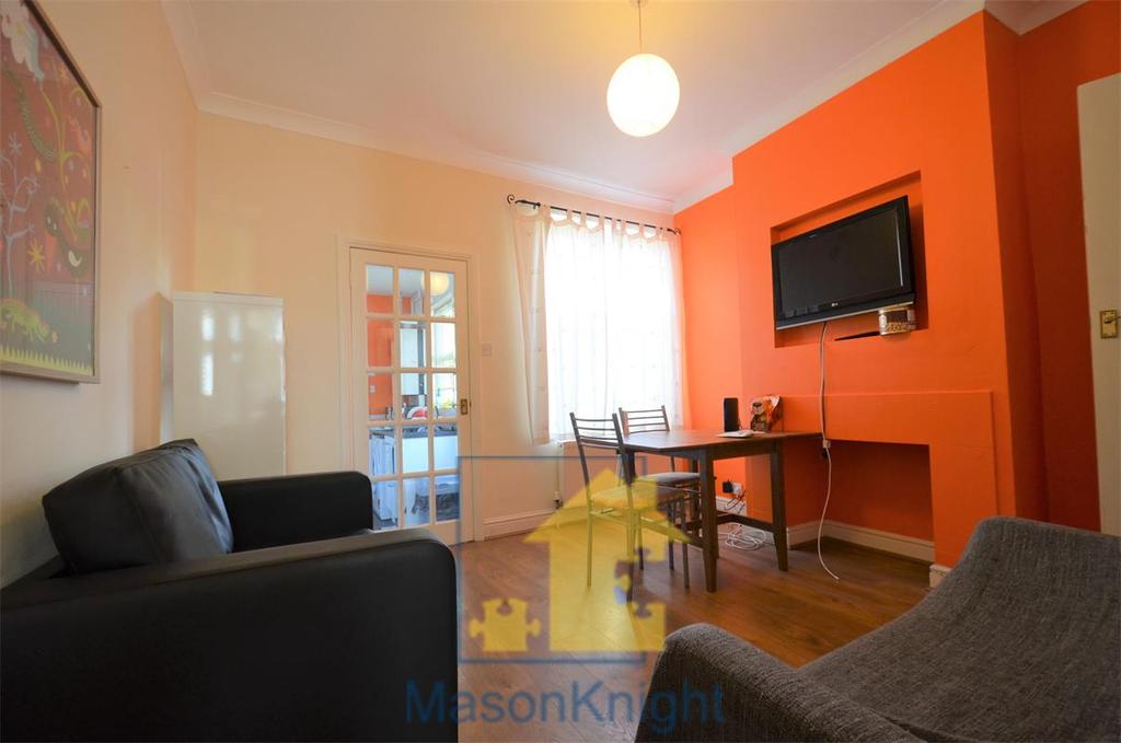 STUDENT PROPERTY 2022-2023 MILNER ROAD Selly Oak, Birmingham, B29 7RQ 4 ...