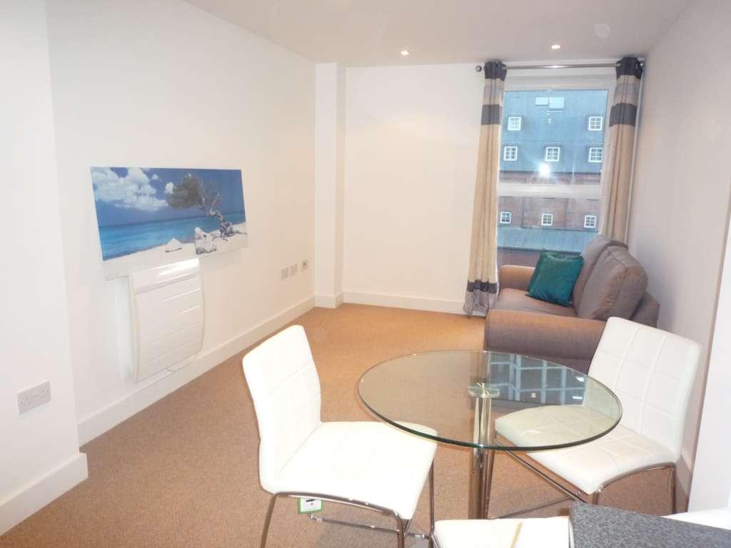 Key Street, Regatta Quay 1 bed apartment - £745 pcm (£172 pw)