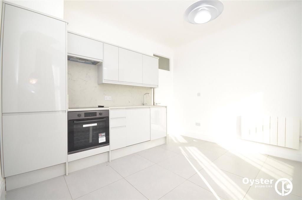 Bowes Road, London, N11 1 bed apartment - £1,250 pcm (£288 pw)