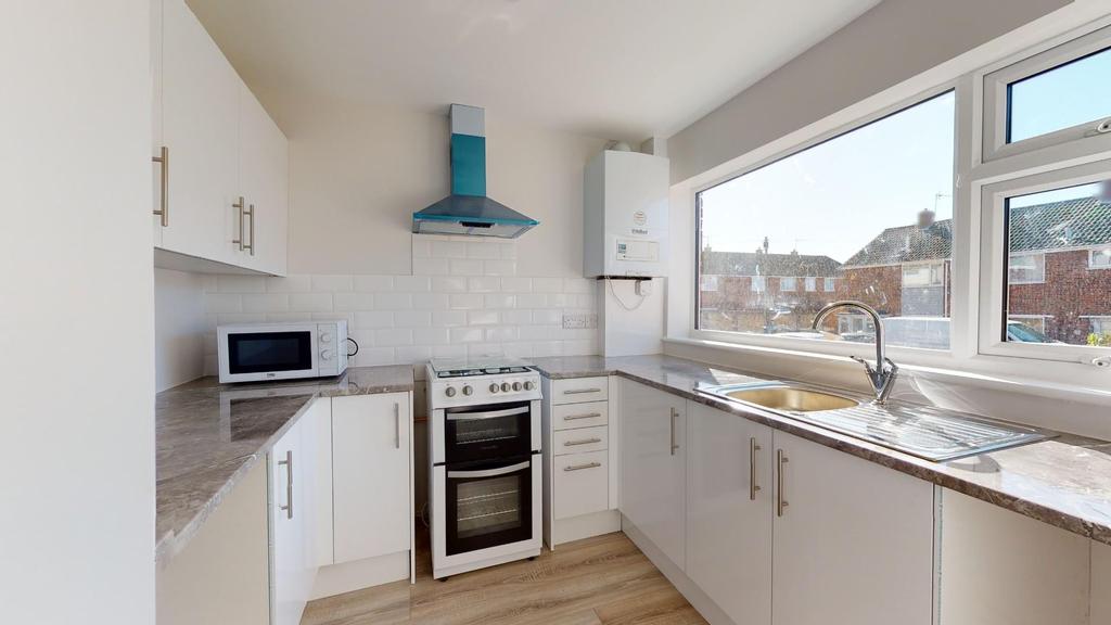 Fairfield Road, Ramsgate 3 bed end of terrace house - £290,000