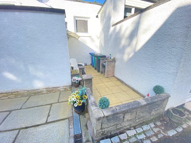 Allanfauld Road, Cumbernauld G67 2 bed terraced house - £85,999