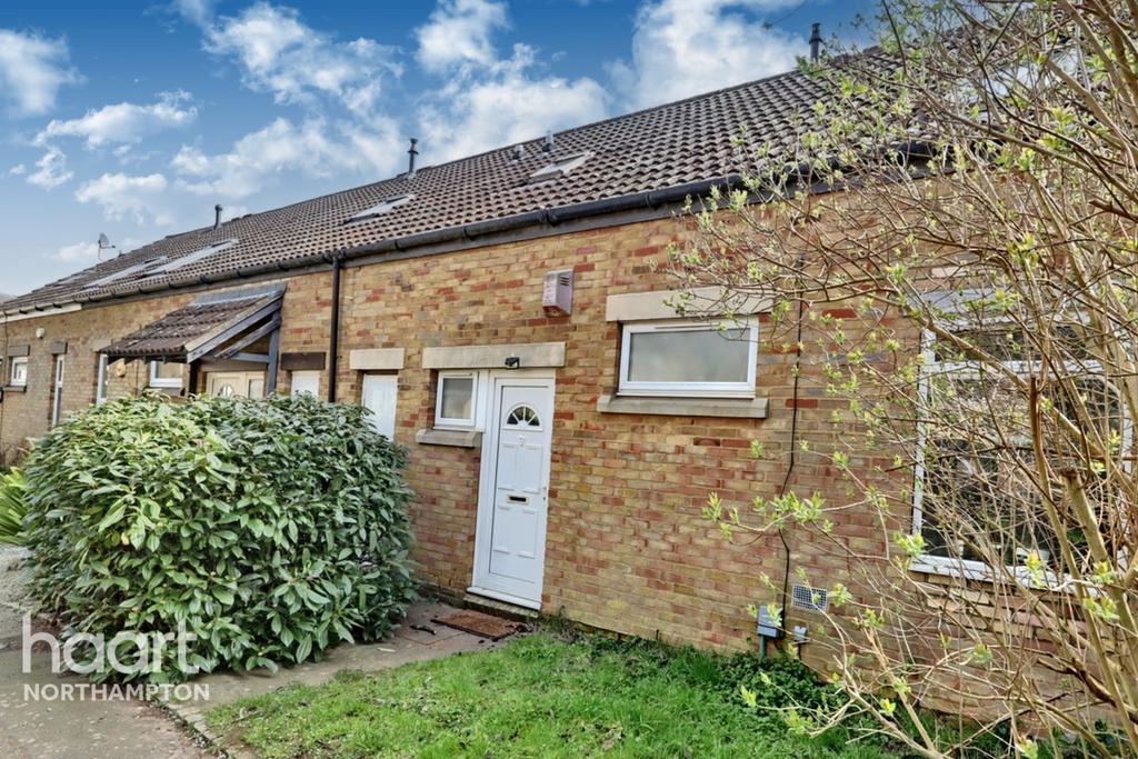 Pitstone Road, Northampton 3 bed terraced house - £220,000
