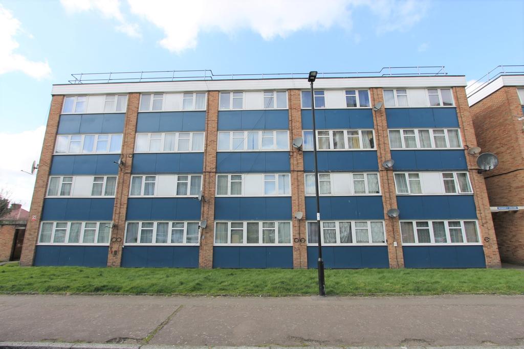 Romney House, Ayley Croft, London, EN1 3 bed flat - £320,000