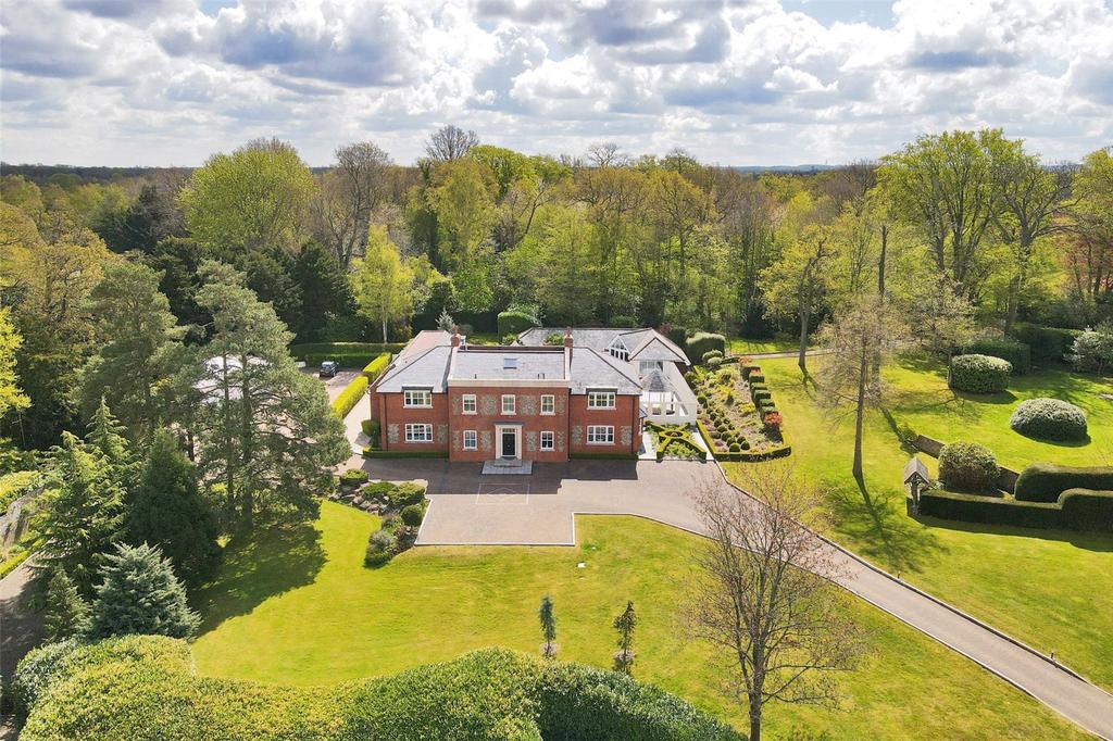Manor Lane, Fawkham, Kent, DA3 6 bed detached house - £3,495,000