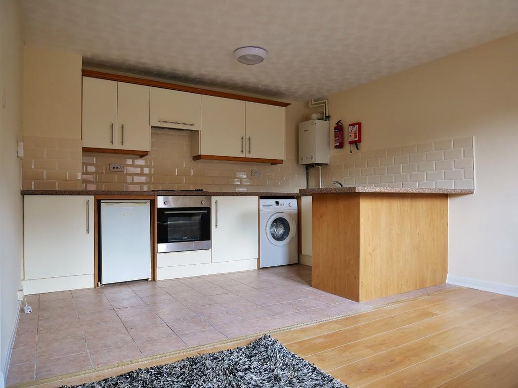 Brook Street, Wrexham, LL13 2 bed flat - £500 pcm (£115 pw)