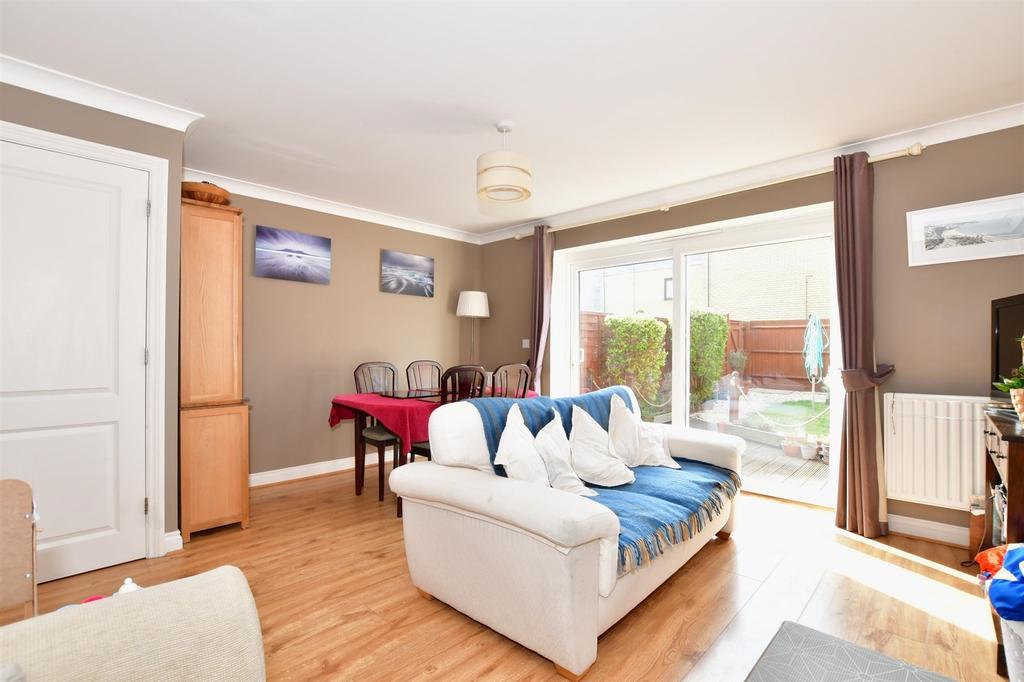 St. Lawrence Chase, Ramsgate, Kent 3 bed terraced house - £300,000
