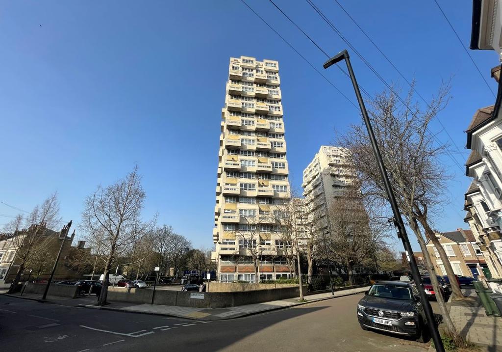 Flat 12 Pinter House, 45 Grantham... 2 bed flat - £210,000