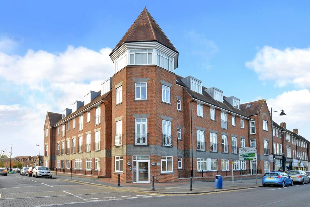 Station Way, Cheam, Sutton, SM3 2 bed apartment - £500,000