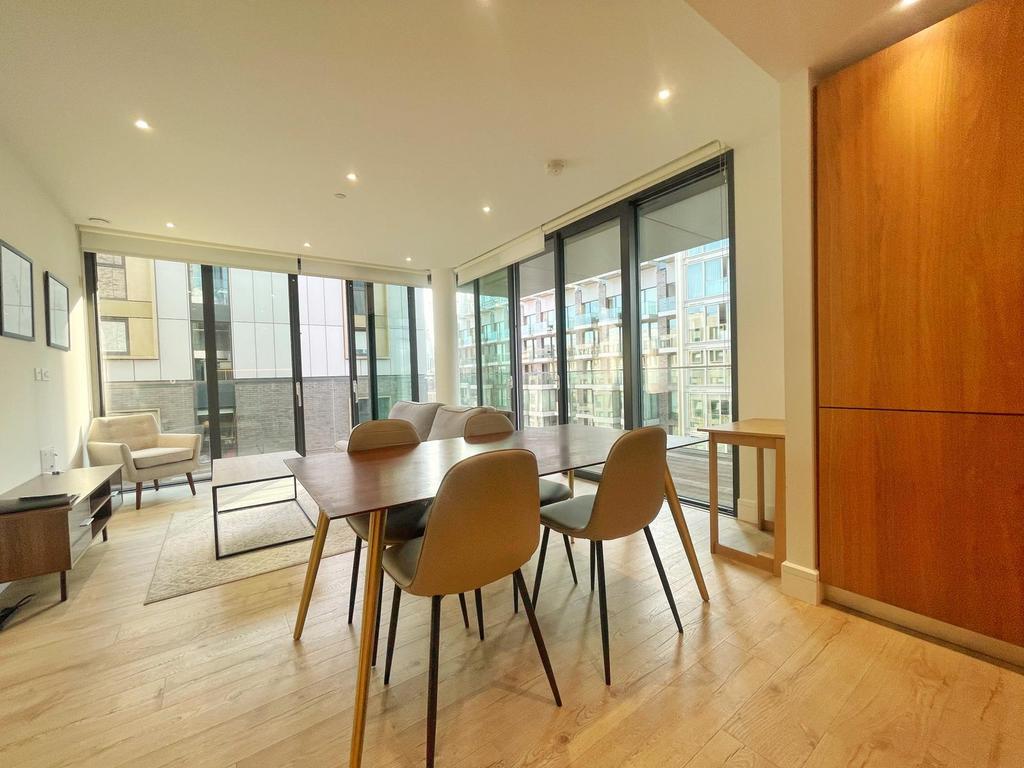 Neroli House, 14 Piazza Walk, Aldgate... 3 bed flat - £5,500 pcm (£ ...